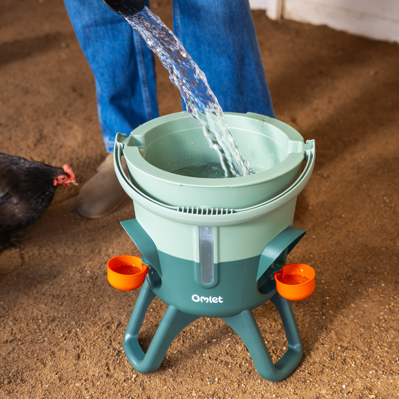 Insulated Stay Clean Chicken Waterer | Omlet | Omlet